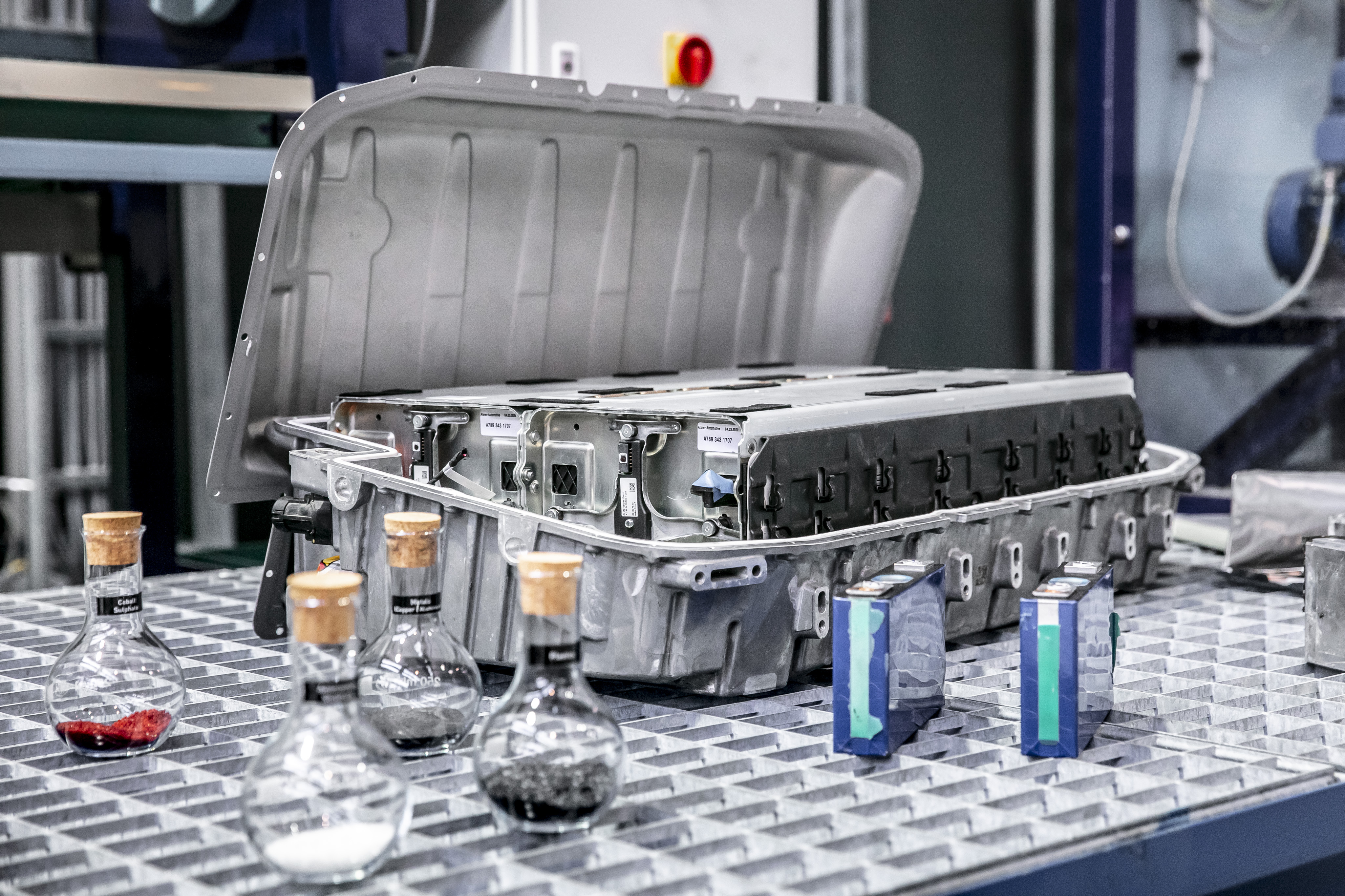 SMS group reports record order intake